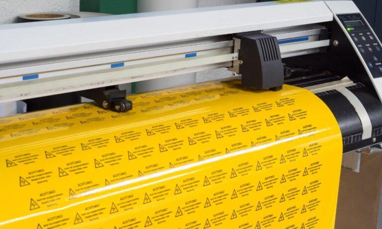 Differences Between Wide Format Printers and Plotter Printers