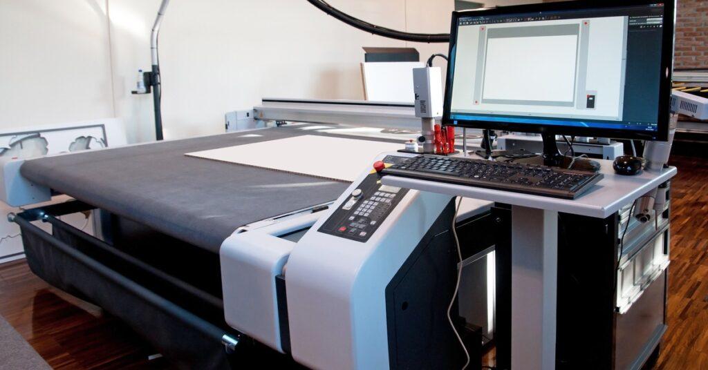 Flatbed Printing vs. Rotary Printing: Key Differences